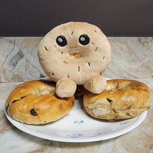 Kawaii Little Bagel Plush, Cute Food Pillow, Play Food, Sensory Toy ...