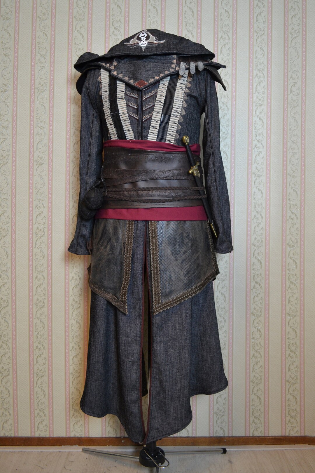 Assassin Aguilar Costume - Etsy