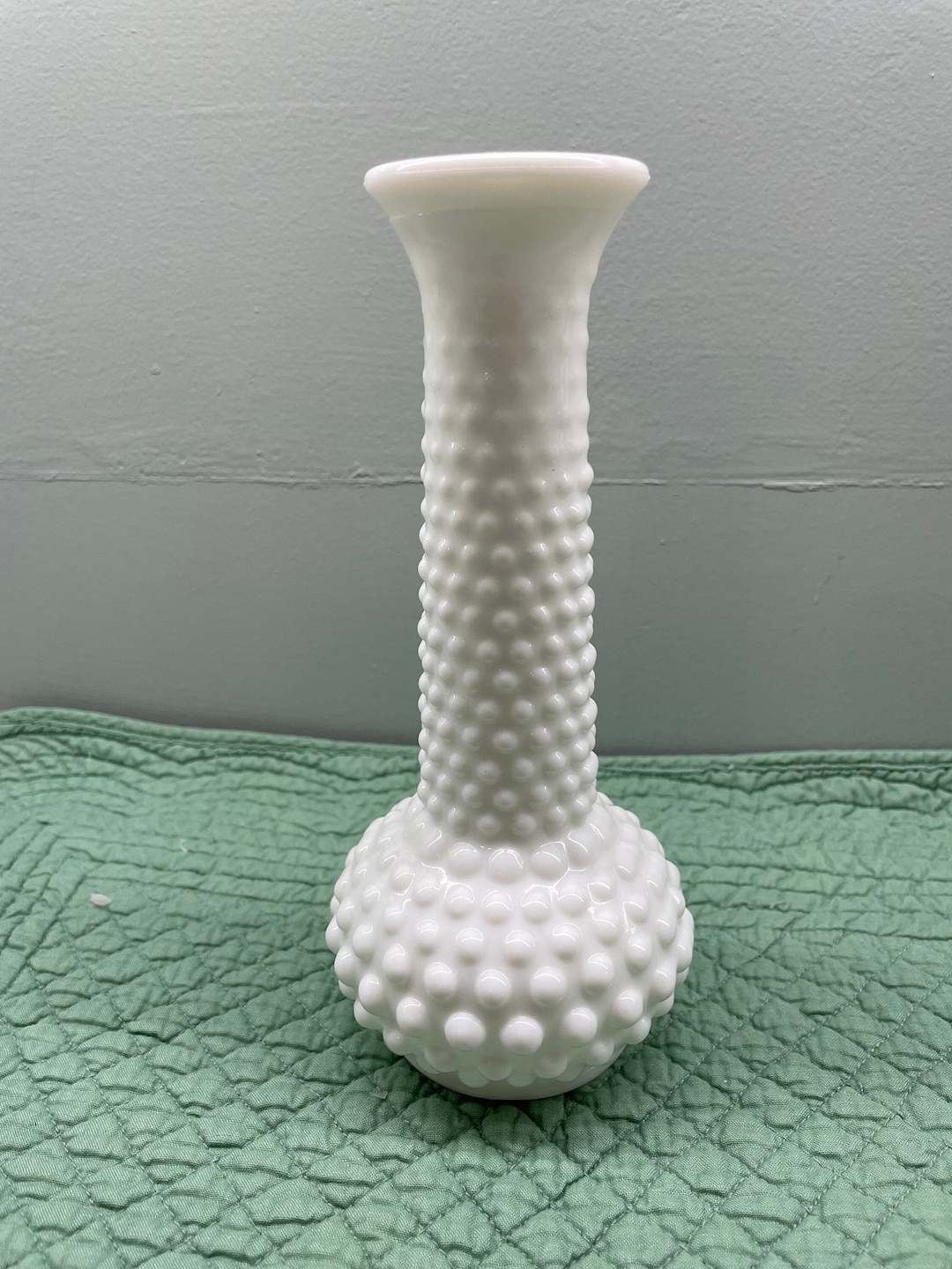 Vintage Milk Glass Hobnail Vase - Etsy