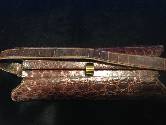 Vintage Barrel shape alligator purse 1940 - Gem