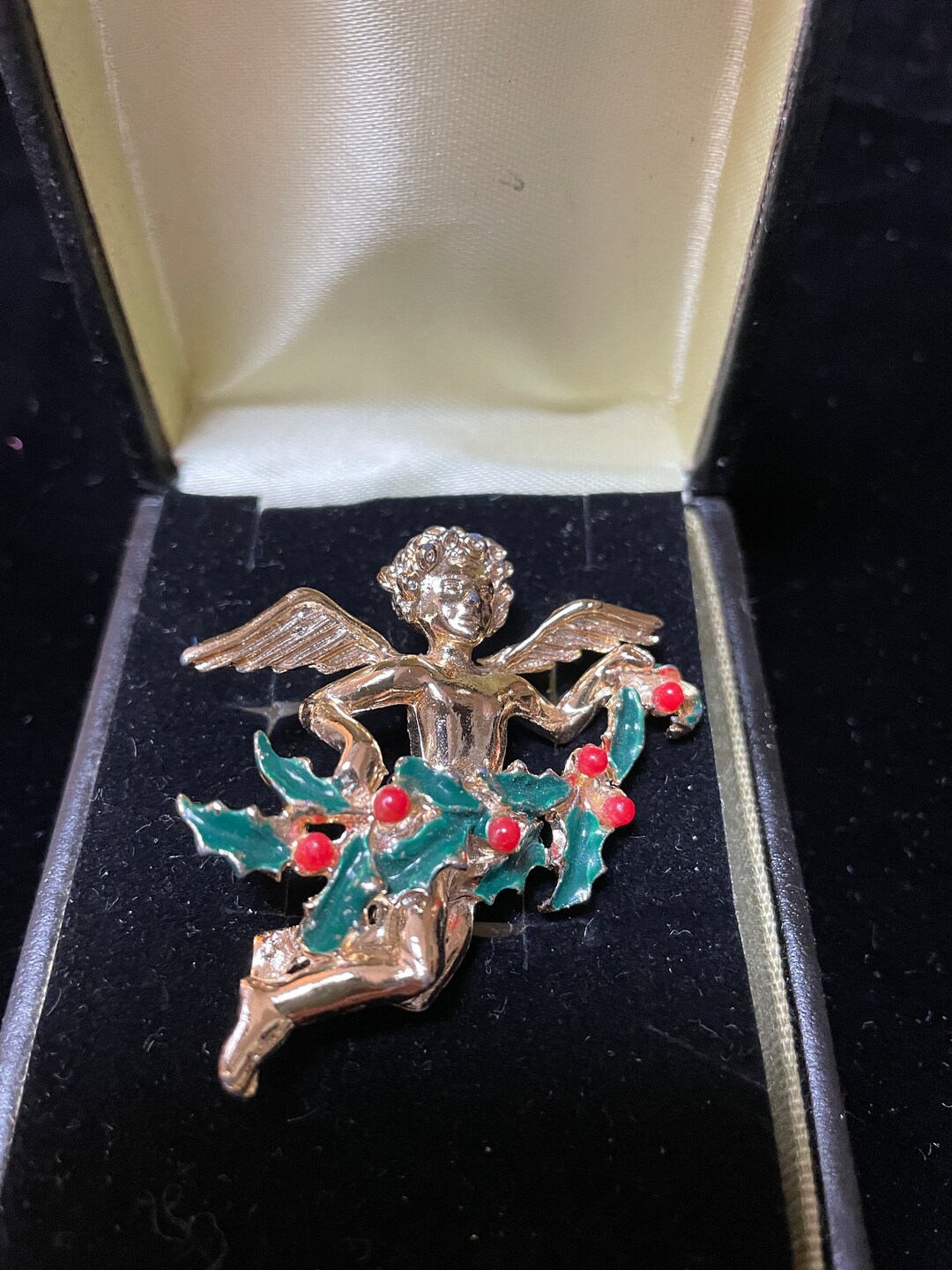 1960 Angel With Holly Swag Pin - Etsy