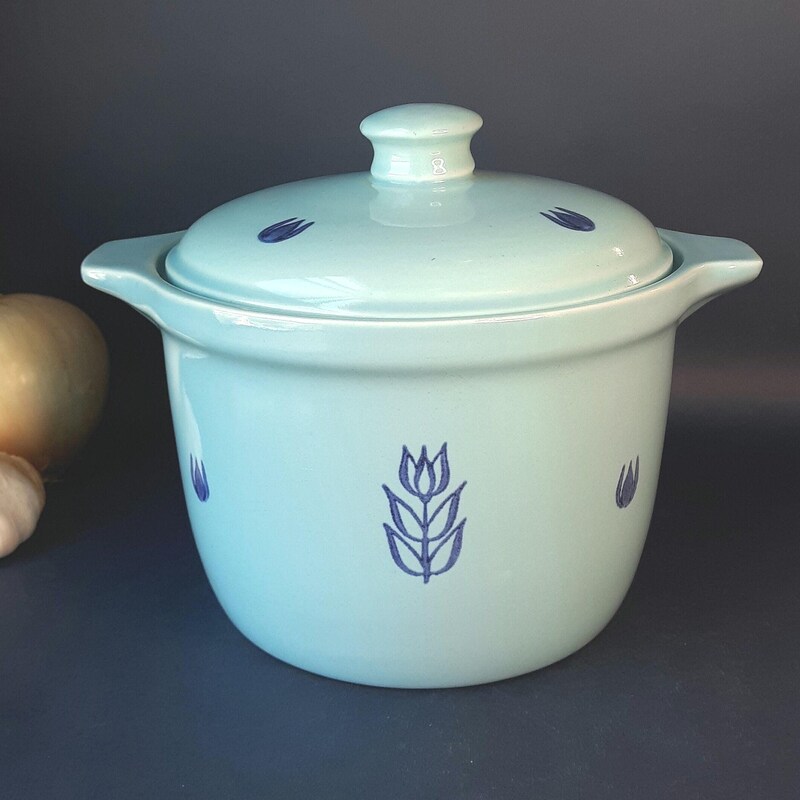 1950s Bean Pot - Etsy