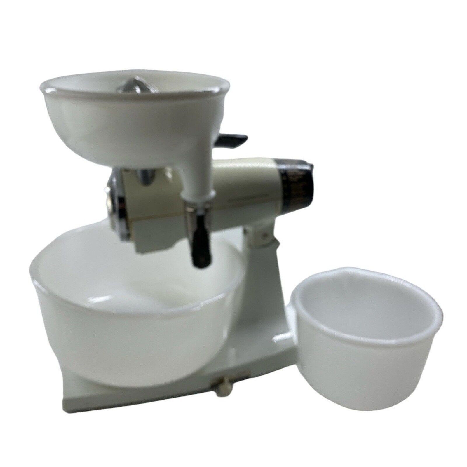 Vintage Sunbeam Mixmaster Stand Mixer With 2 Bowls, Beaters & Juicer ...