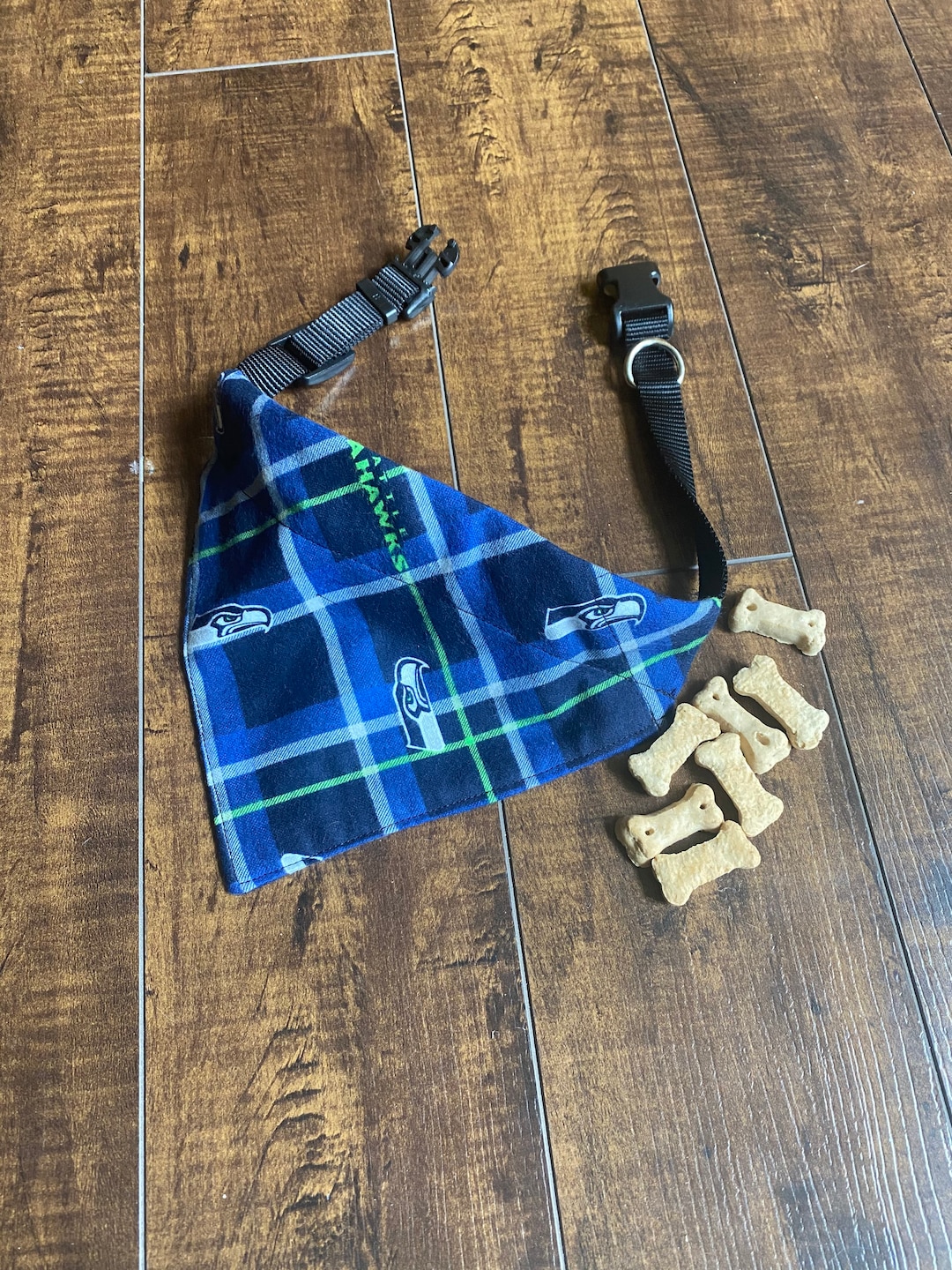 SEAHAWKS DOG COLLAR- 0ver the Collar - Etsy