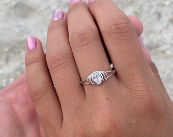Dainty & Simple 925 Sterling Silver Promise Ring for Her - Etsy