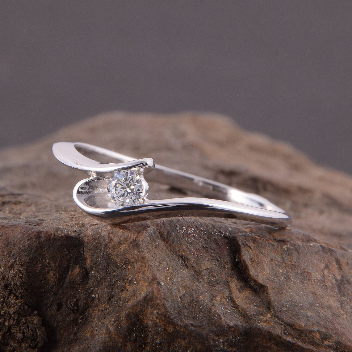 Solitaire engagement ring Solitaire promise ring 3.0 mm | Etsy