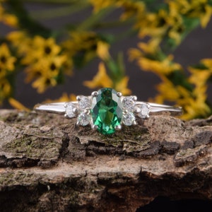 925 Sterling Silver Emerald Promise Ring for Her, Small & Dainty Womens ...