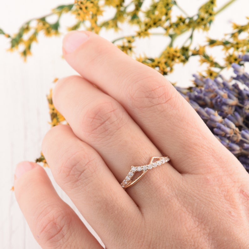 Unique Geometric Wedding Band Minimalist Wedding Band Dainty | Etsy