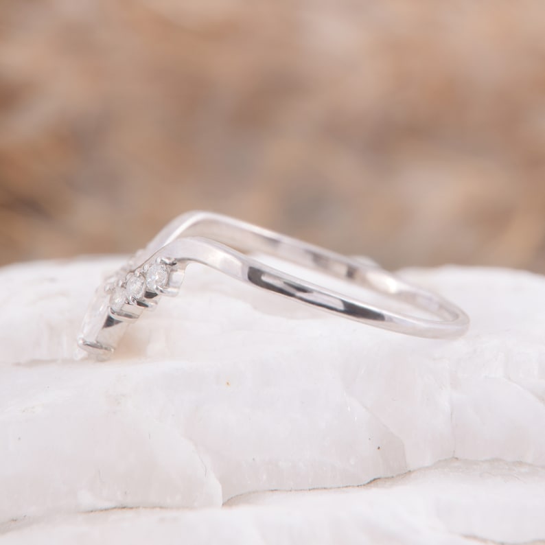 Vintage Style Victorian Curved Crown Wedding Band Unique 925 | Etsy