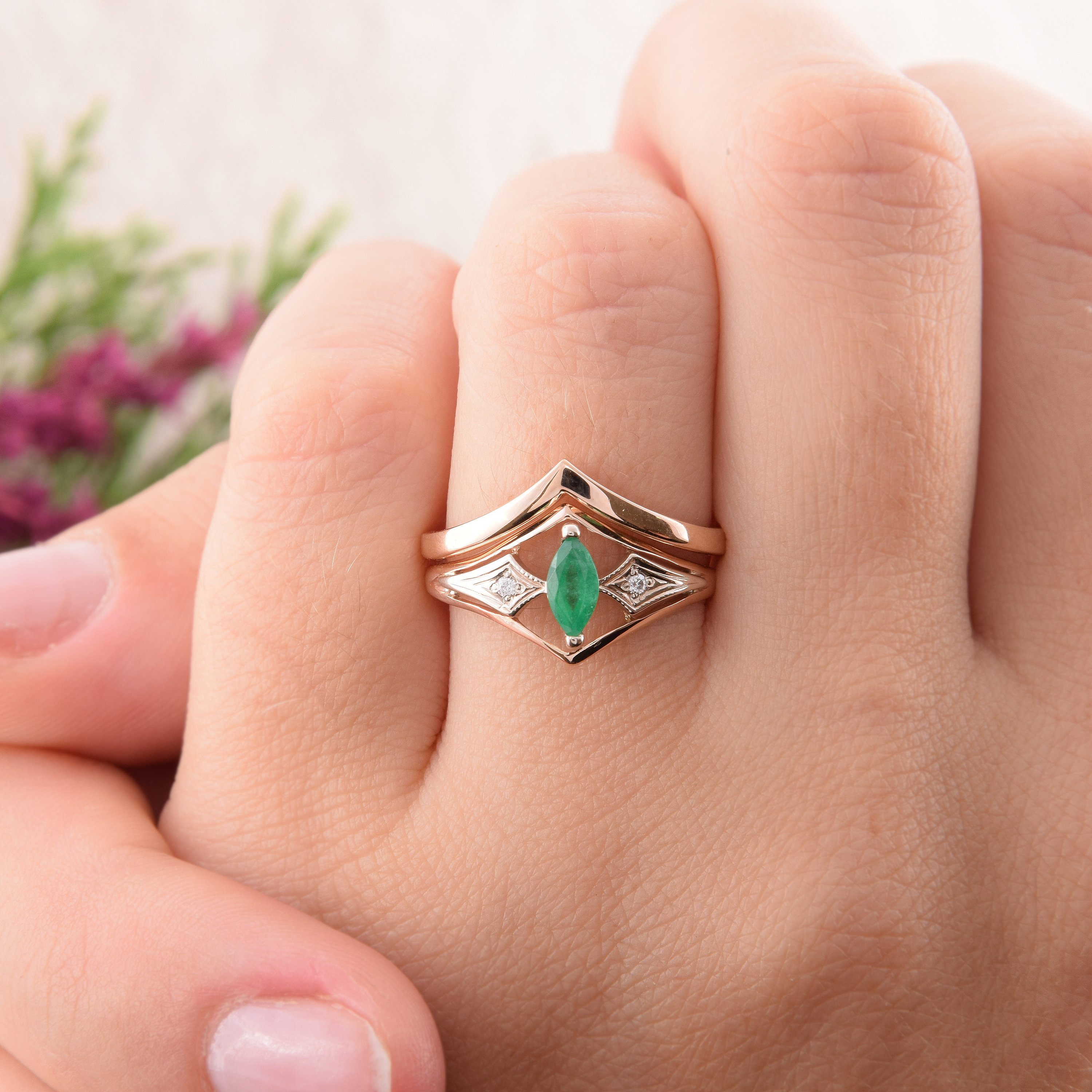 Emerald rings set Wedding rings set Bridal rings set Gold | Etsy