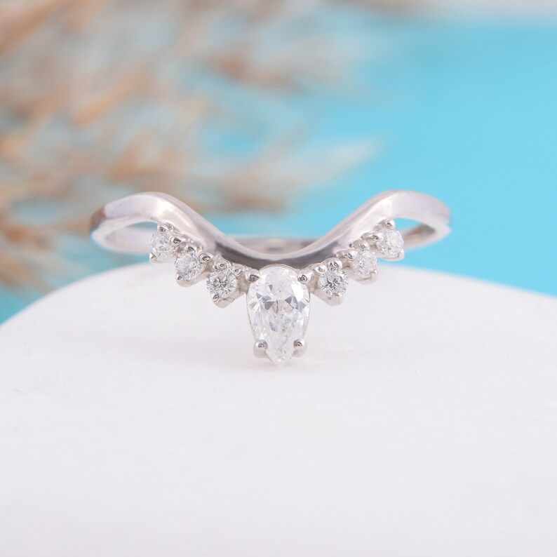 Vintage Style Victorian Curved Crown Wedding Band Unique 925 | Etsy