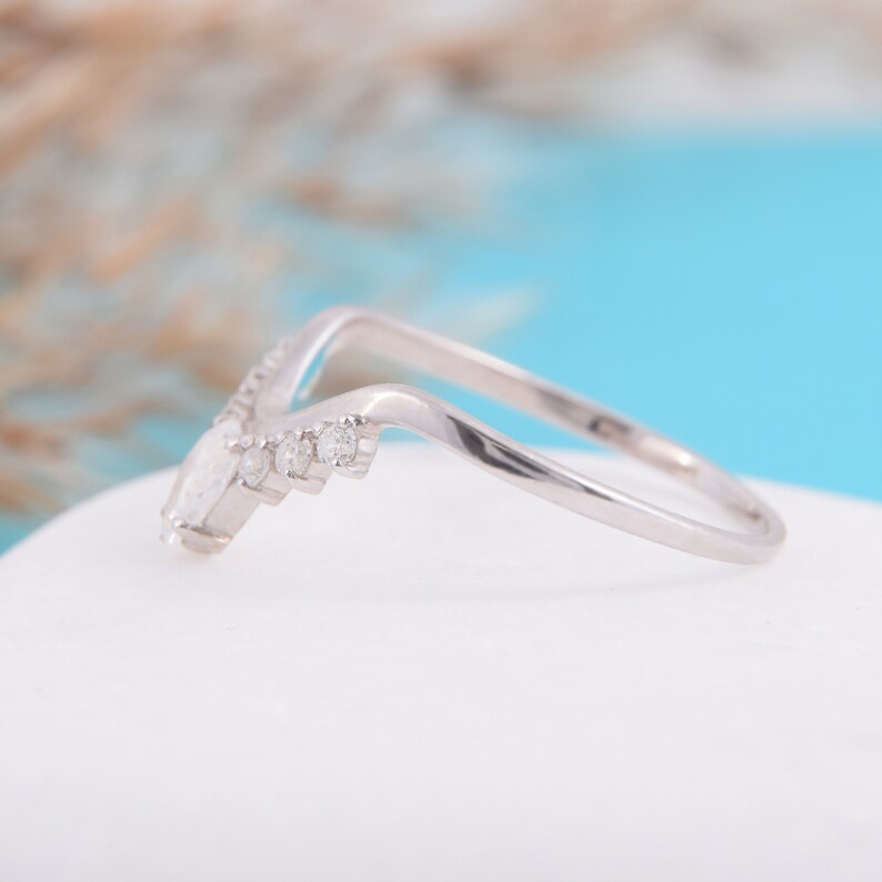 Vintage Style Victorian Curved Crown Wedding Band Unique 925 | Etsy