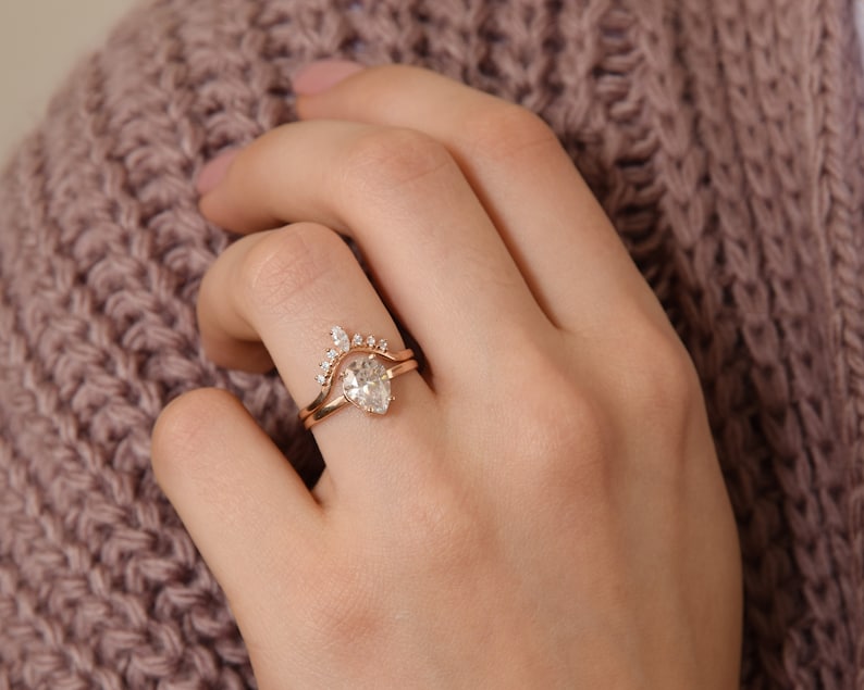 Unique Promise Rings Set for Her Simple & Dainty 14k Rose - Etsy Unique Promise Rings Set for Her Simple & Dainty 14k Rose - Etsy
