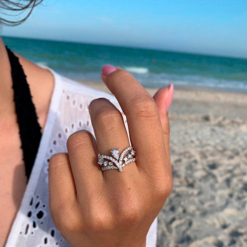 Crown Wedding Band - Etsy