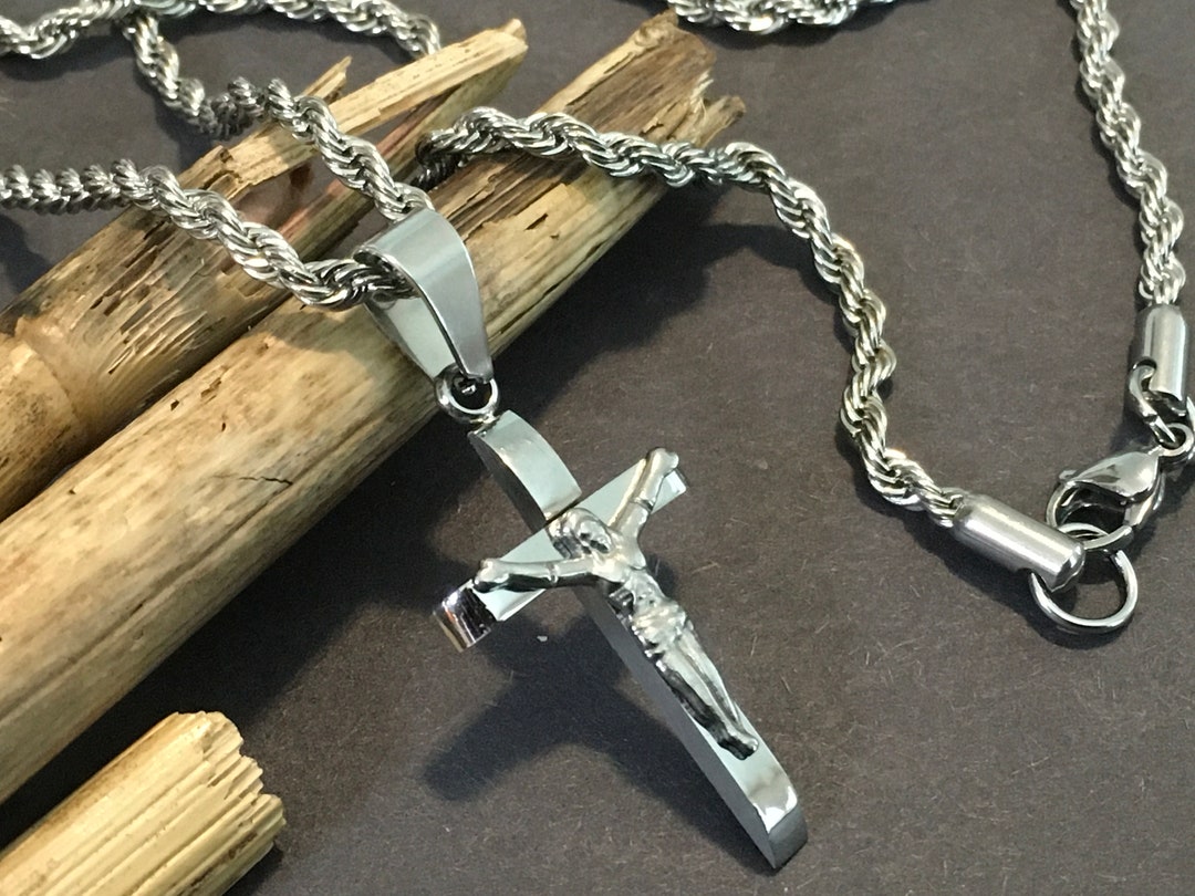 White Gold Jesus on Cross Pendant: Tarnish-free Stainless Steel Chain ...