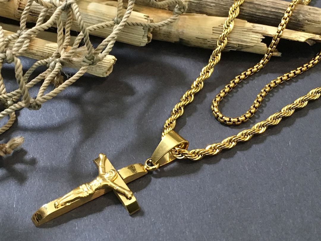 Men's 24k Gold Filled Cross Necklace: Detailed Jesus Crucifix Pendant ...