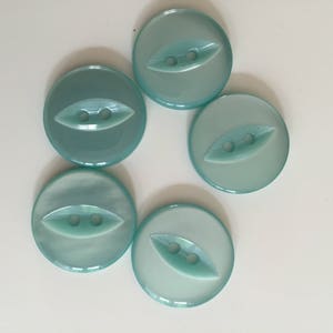19mm Button Various Colours - Size 30L 19mm Fish Eye Buttons - Price ...