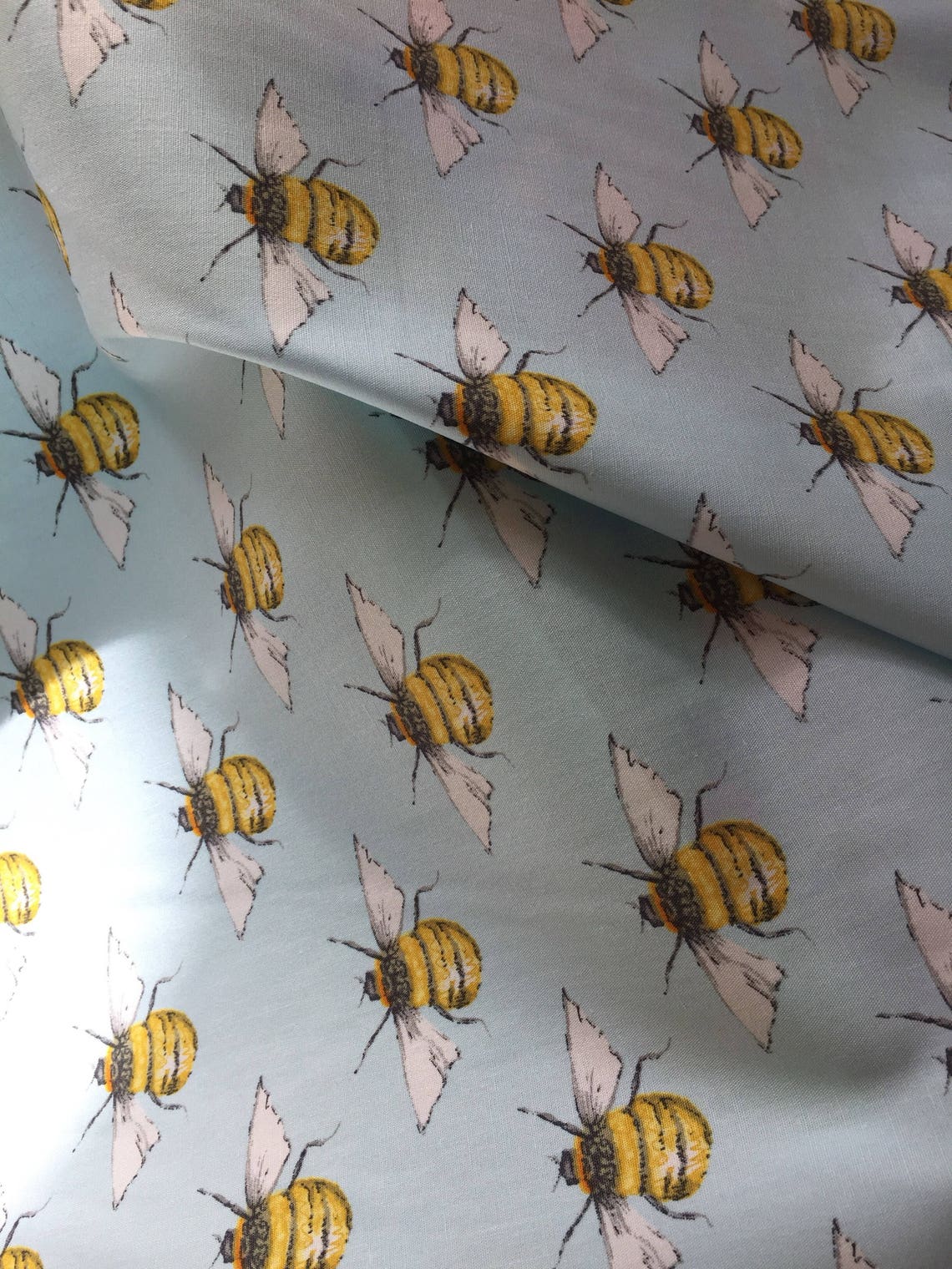 Bee Cotton Fabric 100% Cotton Sky Bee Cotton Material - Etsy