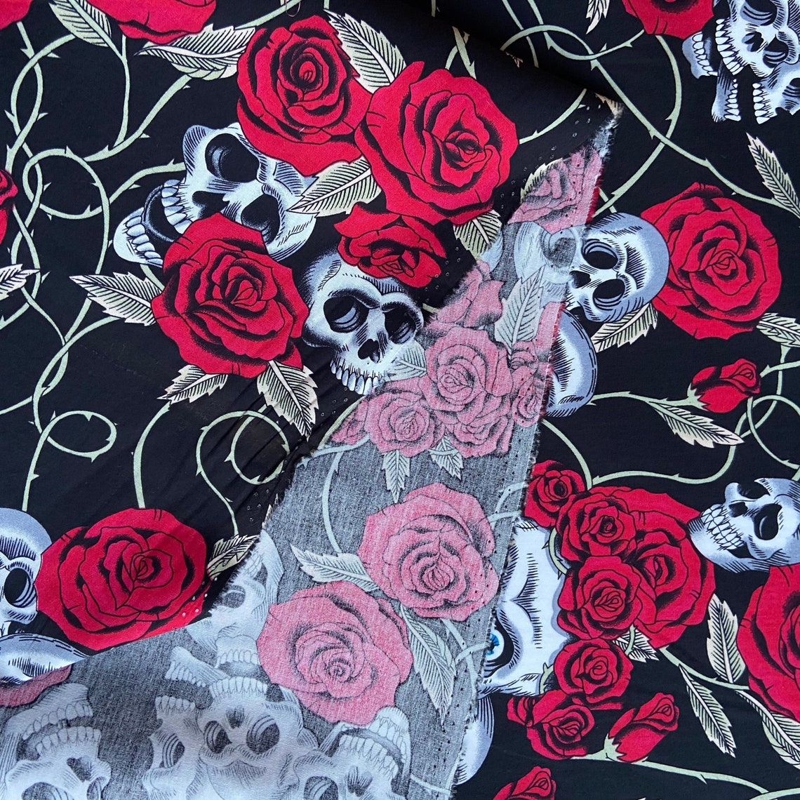 Skulls and Roses Fabric Black Bold Cotton Material Large | Etsy