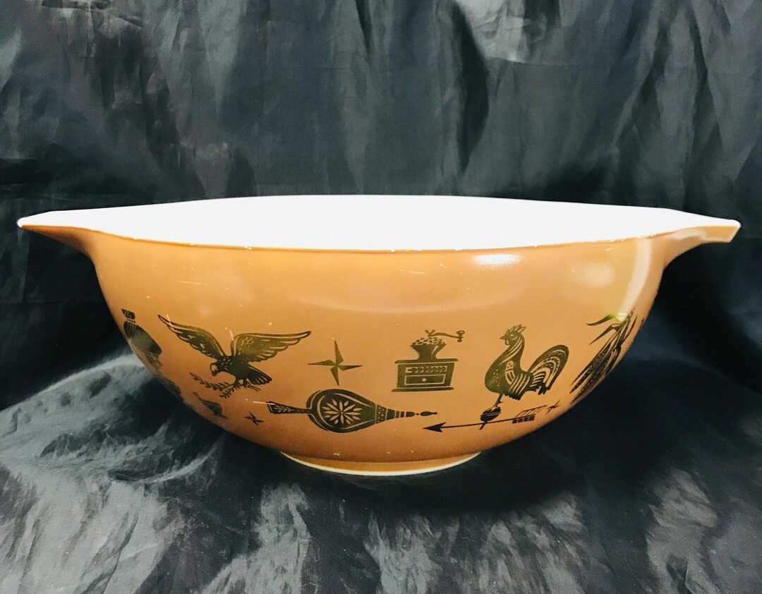 Vintage Pyrex Early American Mixing Bowl 444 4 Quart Brown W Gold ...