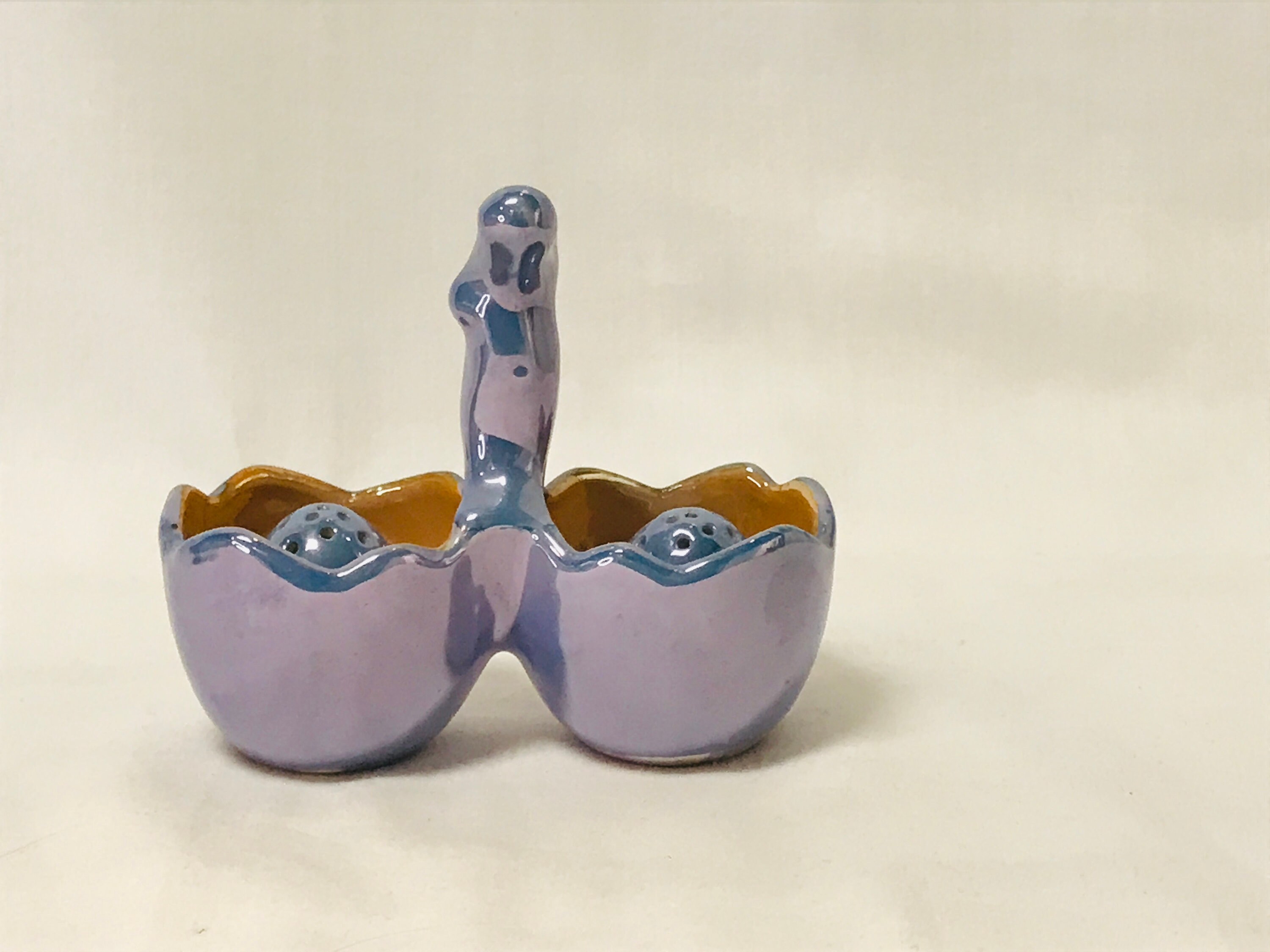 Vintage Lusterware Salt & Pepper Egg Shakers in Blue Chick Shell ...