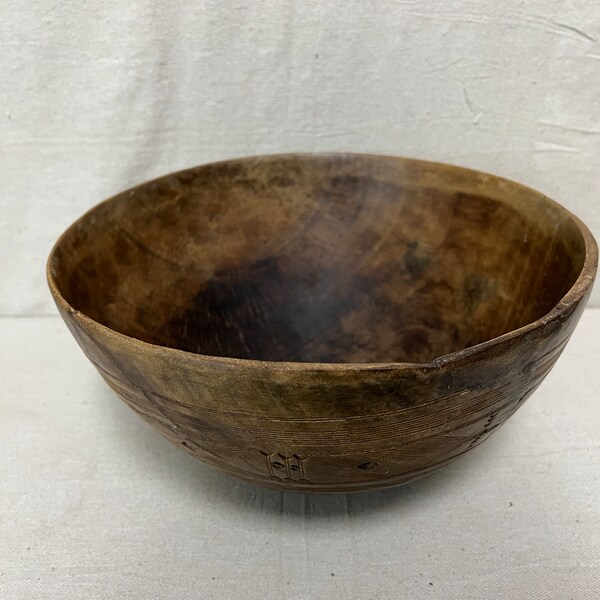 African Wooden Bowl - Etsy