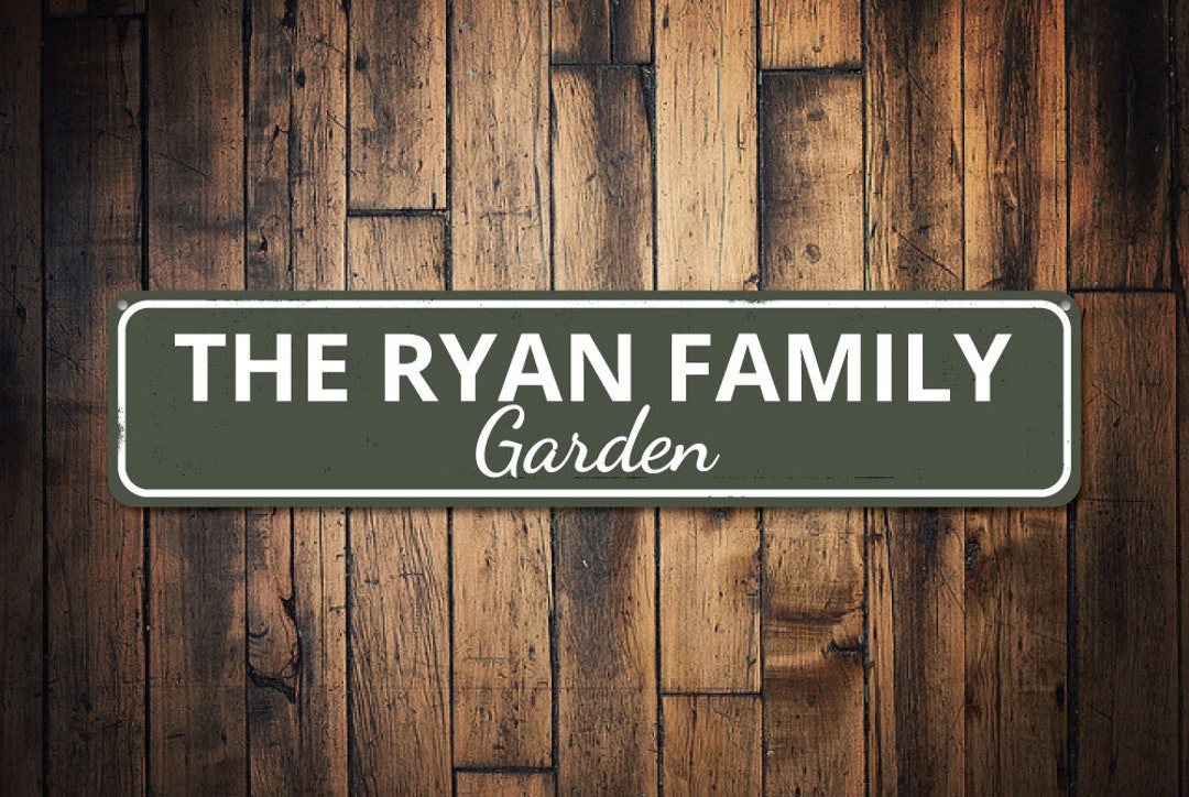 Family Garden Sign, Personalized Family Name Sign, Custom Garden Decor ...