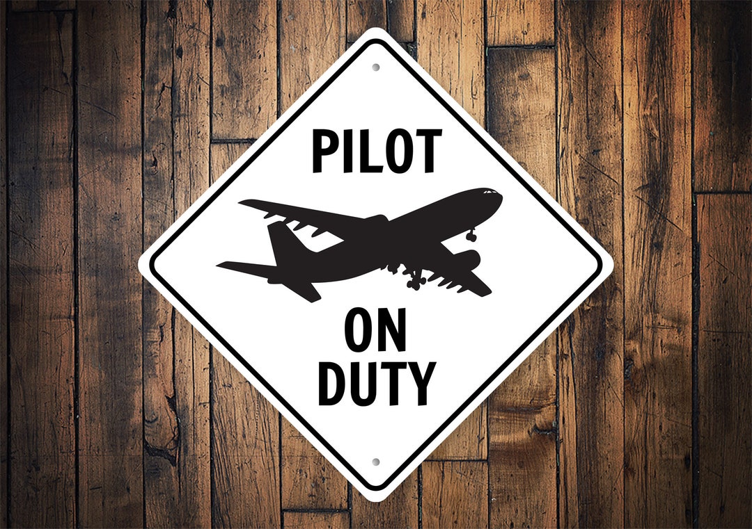 Pilot on Duty Sign, Pilot Sign, Pilot Lover Decor, Airplane Pilot Sign ...