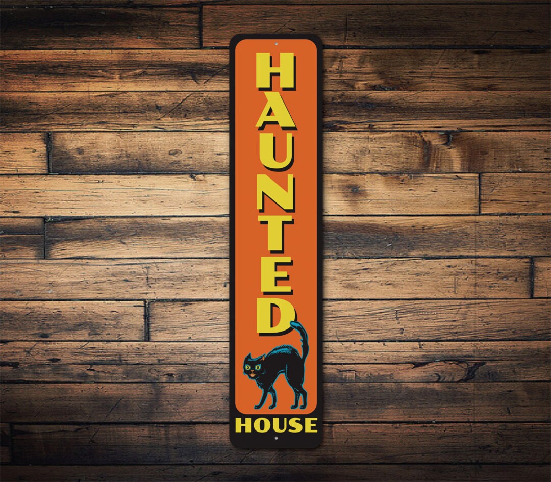 Haunted House Sign, Haunted Decor, Halloween House, Halloween Lovers ...