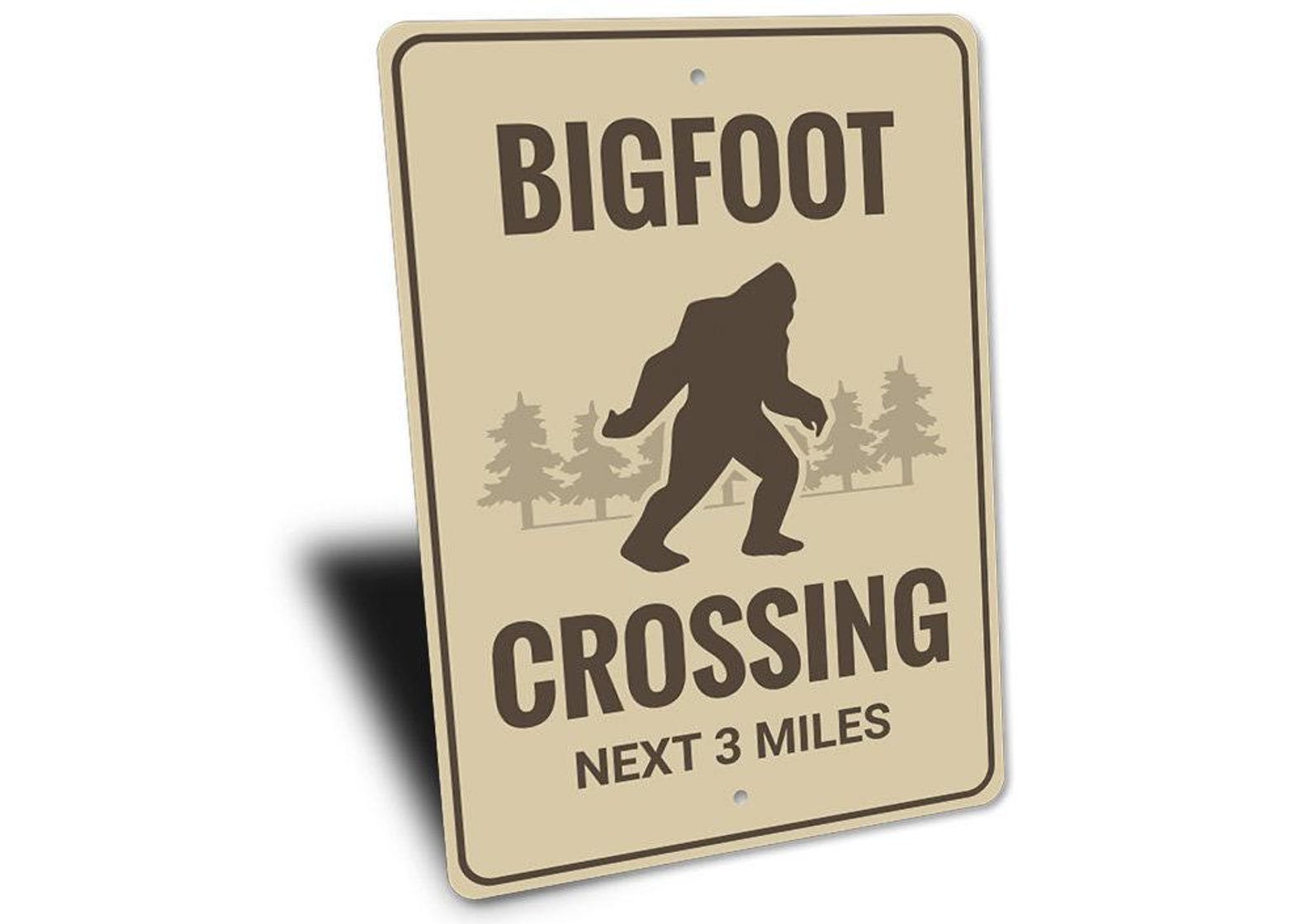 Bigfoot Crossing Sign, Bigfoot Cross Sign, Bigfoot Gift, Bigfoot Gift ...