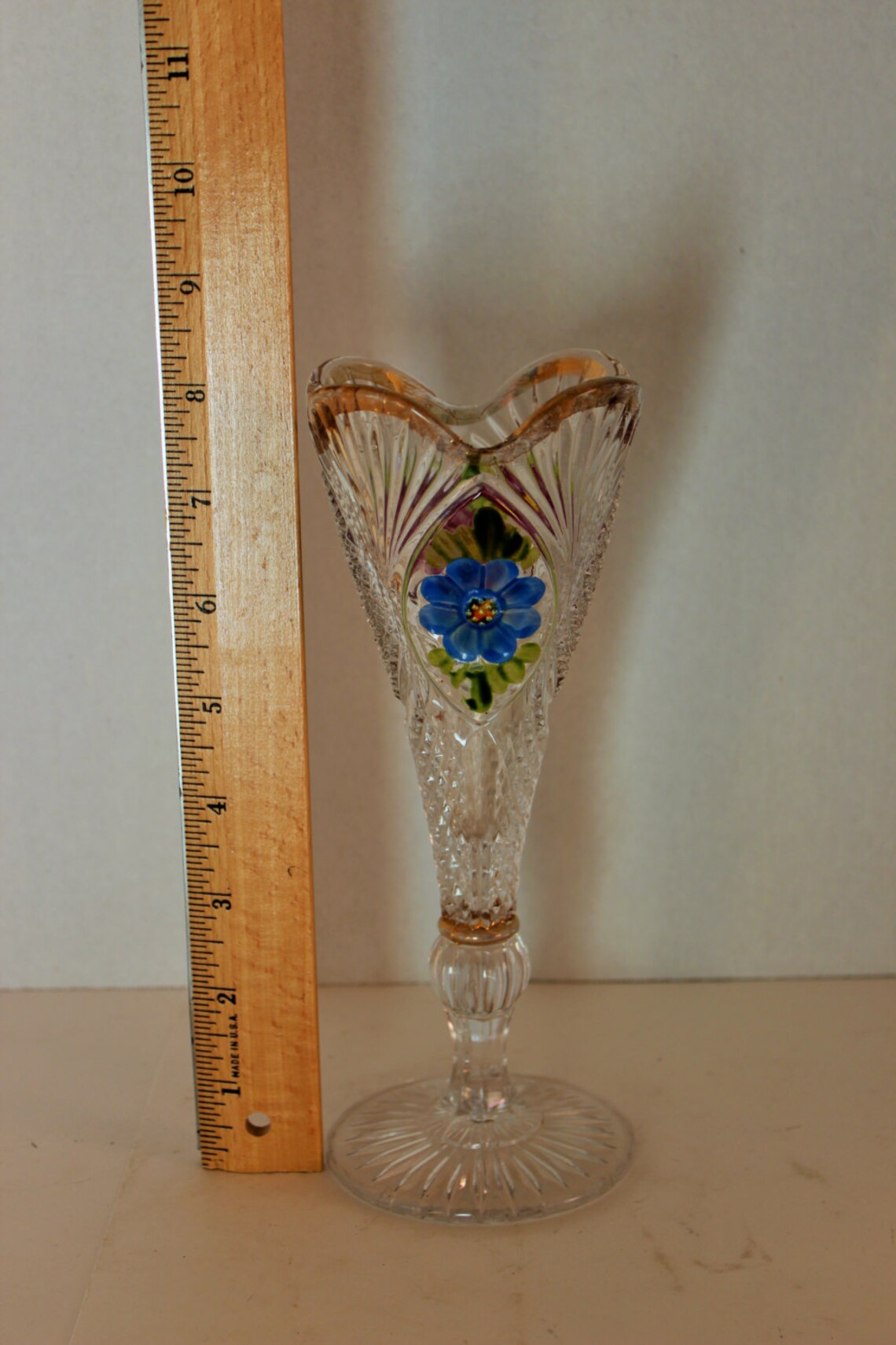 EAPG Gold Scalloped Vase With Blue & Pink Flowers, sunk Daisy Pattern ...