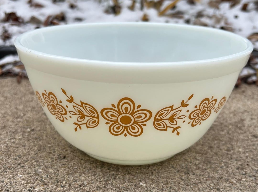 Vintage MCM Mid-century Modern Pyrex Butterfly Gold Nested 1 1/2 Qt 402 ...