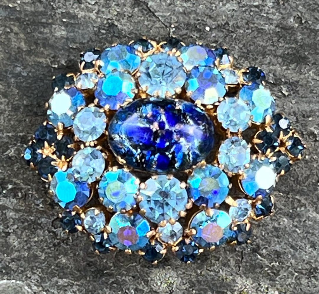 Vintage Gold-tone Dark Blue Light Blue AB Aurora Borealis Rhinestone ...