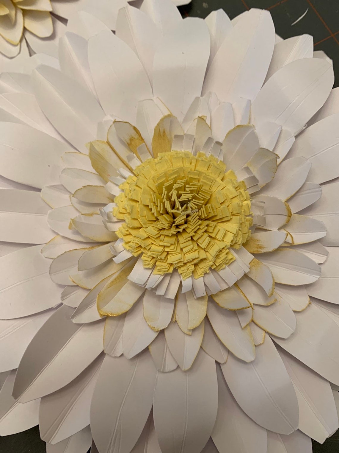 Paper Flowers/white Paper Daisies /yellow Paper Center/stemmed - Etsy