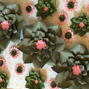 Large Paper Flowers/paper Flower Display/garden Party - Etsy