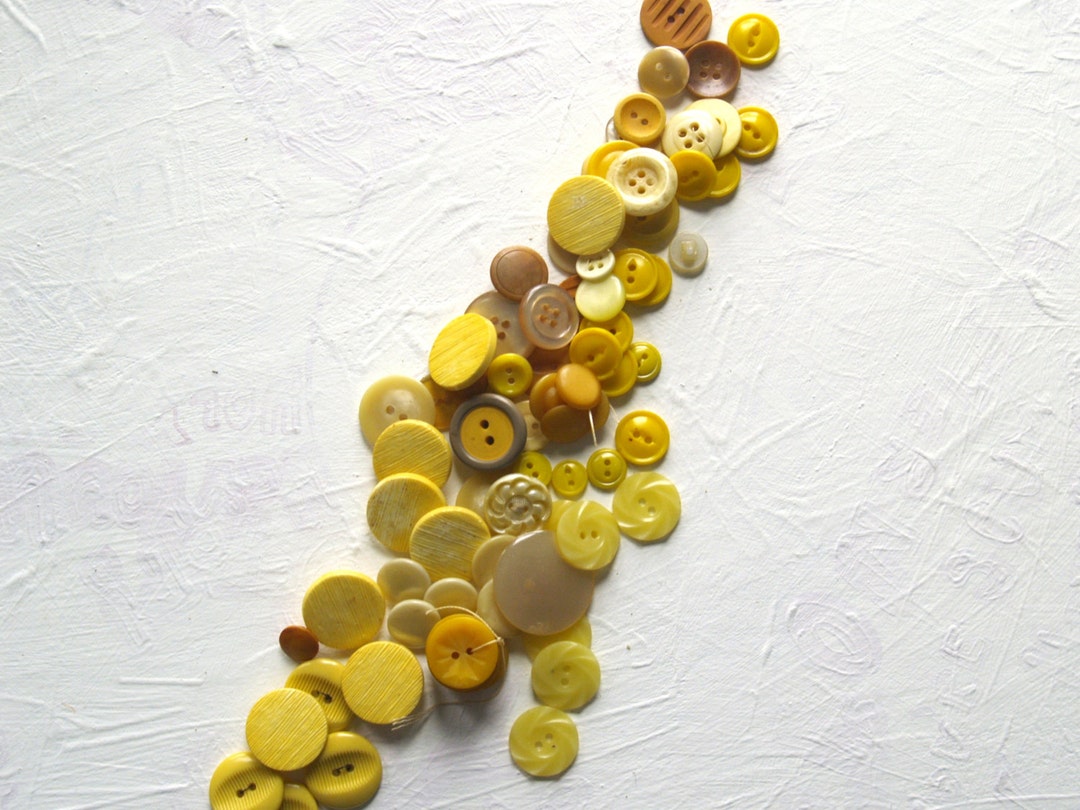Button Lot, 100 Yellow Vintage Sewing Notions, Yellow Buttons, Vintage ...