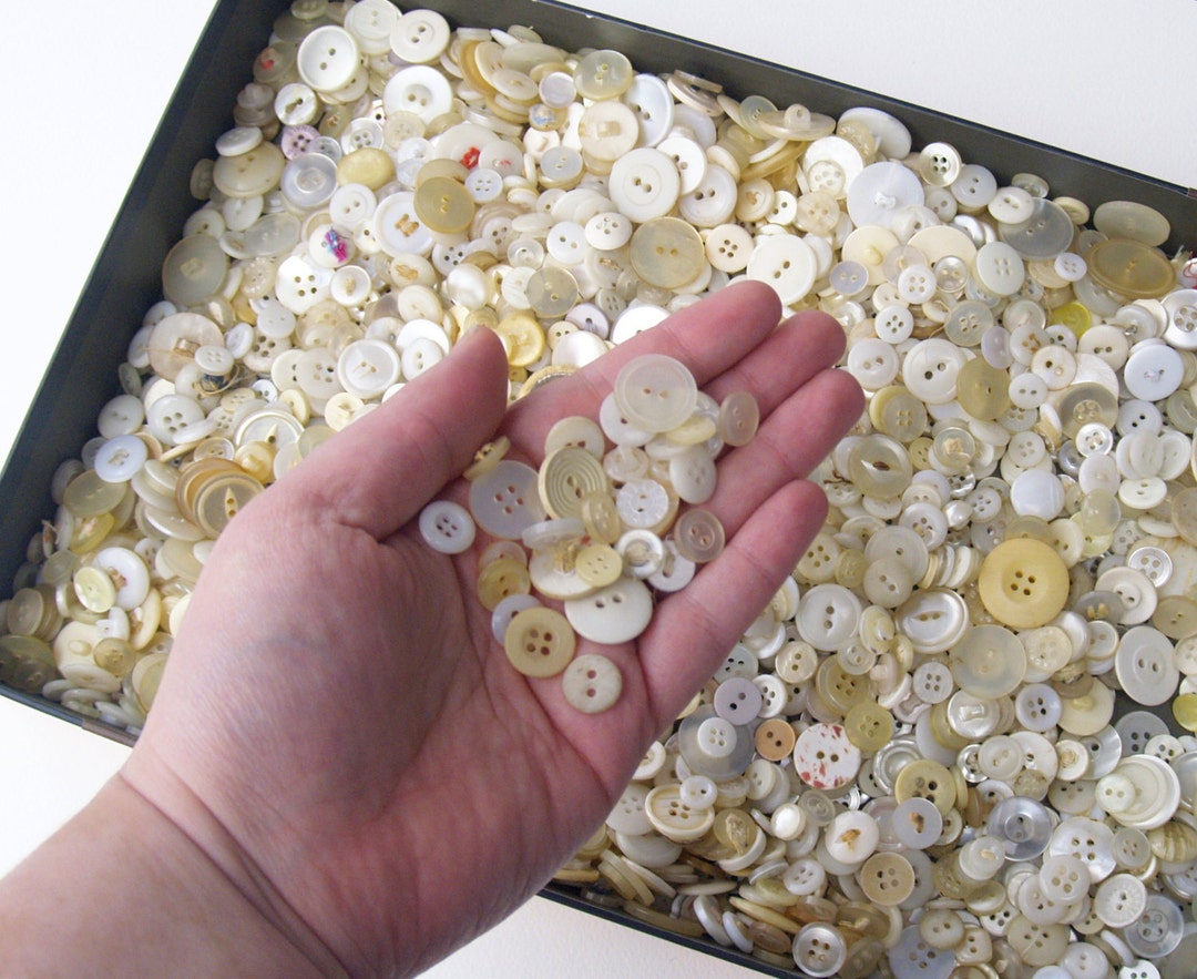 White Buttons Mix 300 Pc Lot of White, Cream, Variety Pack of Buttons ...