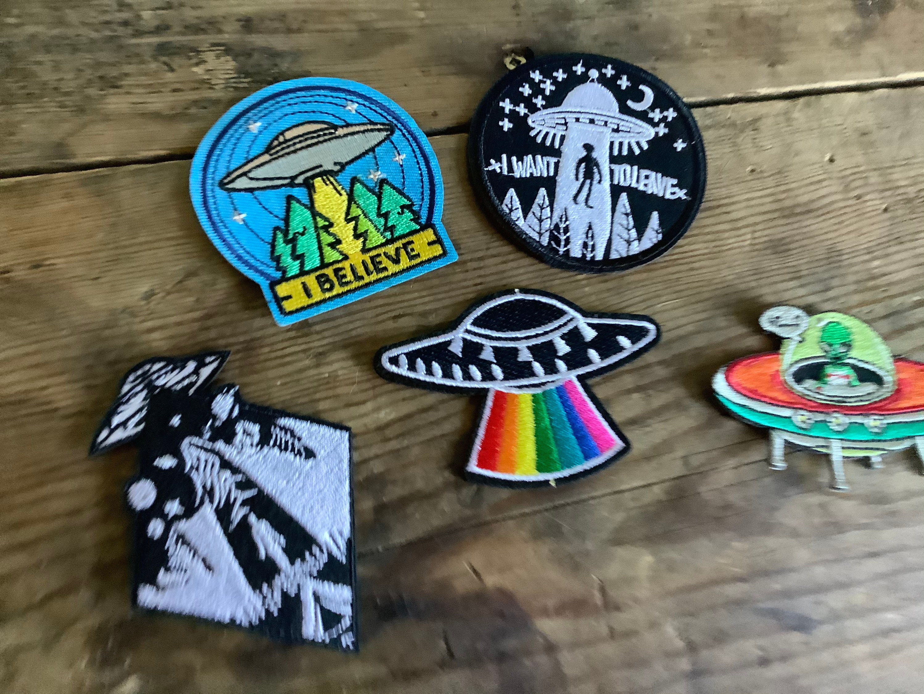 New UFO space alien iron on patch set xfiles I want to | Etsy