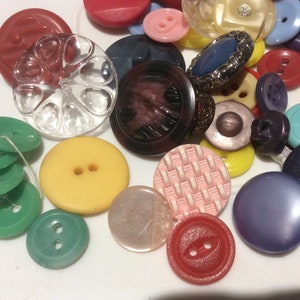 Mixed Buttons for Kids Crafts and Sewing, 100 Pc Lot of Vintage and New ...