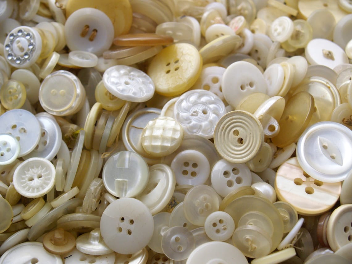 White Buttons Mix 300 Pc Lot of White, Cream, Variety Pack of Buttons ...