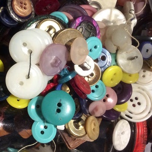 Mixed Buttons for Kids Crafts and Sewing, 100 Pc Lot of Vintage and New ...