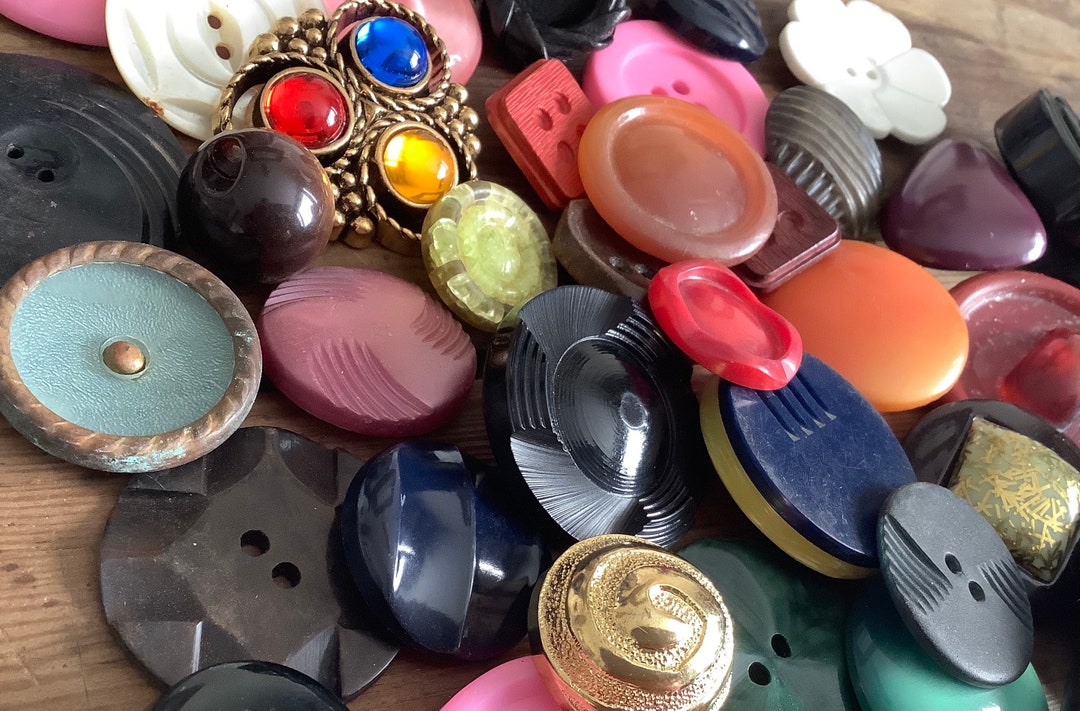Fun and Funky, Big and Chunky, Special and Fancy Vintage Buttons From ...