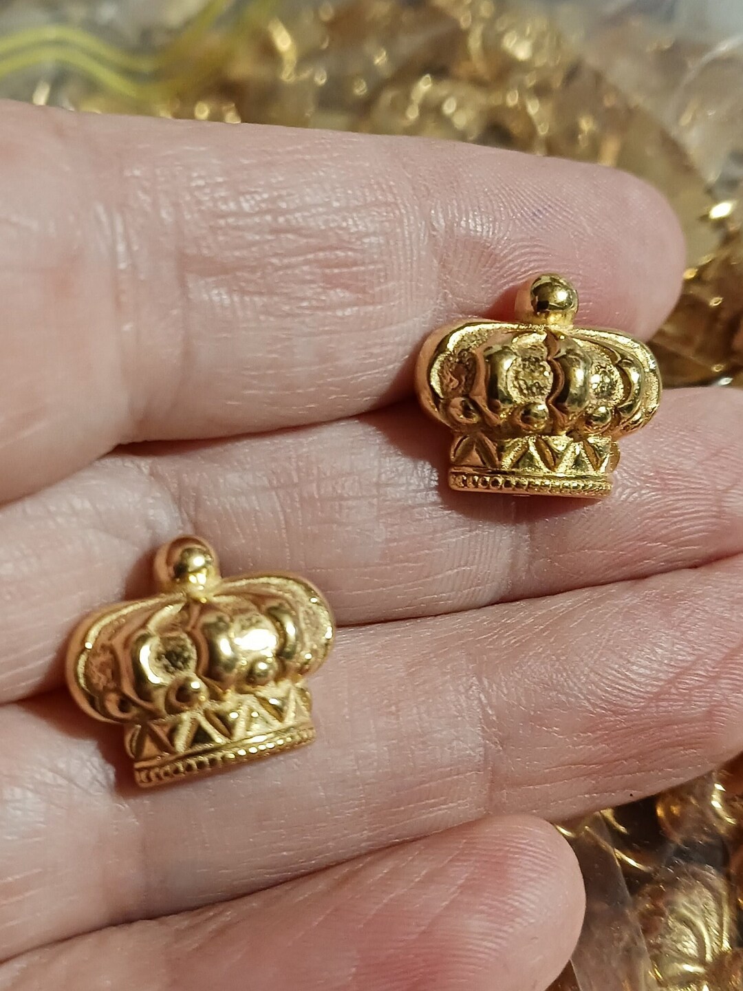 Gold Crown Buttons, 12 3D Glossy Molded Crowns, Matching Vintage ...