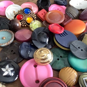 Fun and Funky, Big and Chunky, Special and Fancy Vintage Buttons From ...