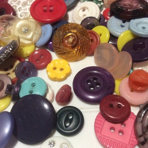 Mixed Buttons for Kids Crafts and Sewing, 100 Pc Lot of Vintage and New ...