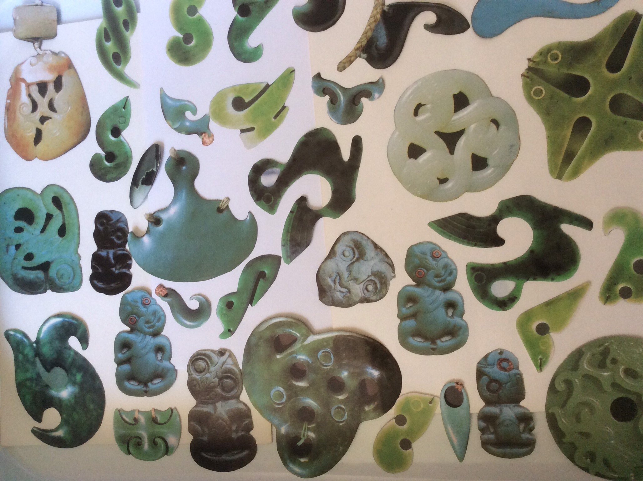 Jade Carving Die Cut Style Embelishments, Vintage Traditional Jewellery ...