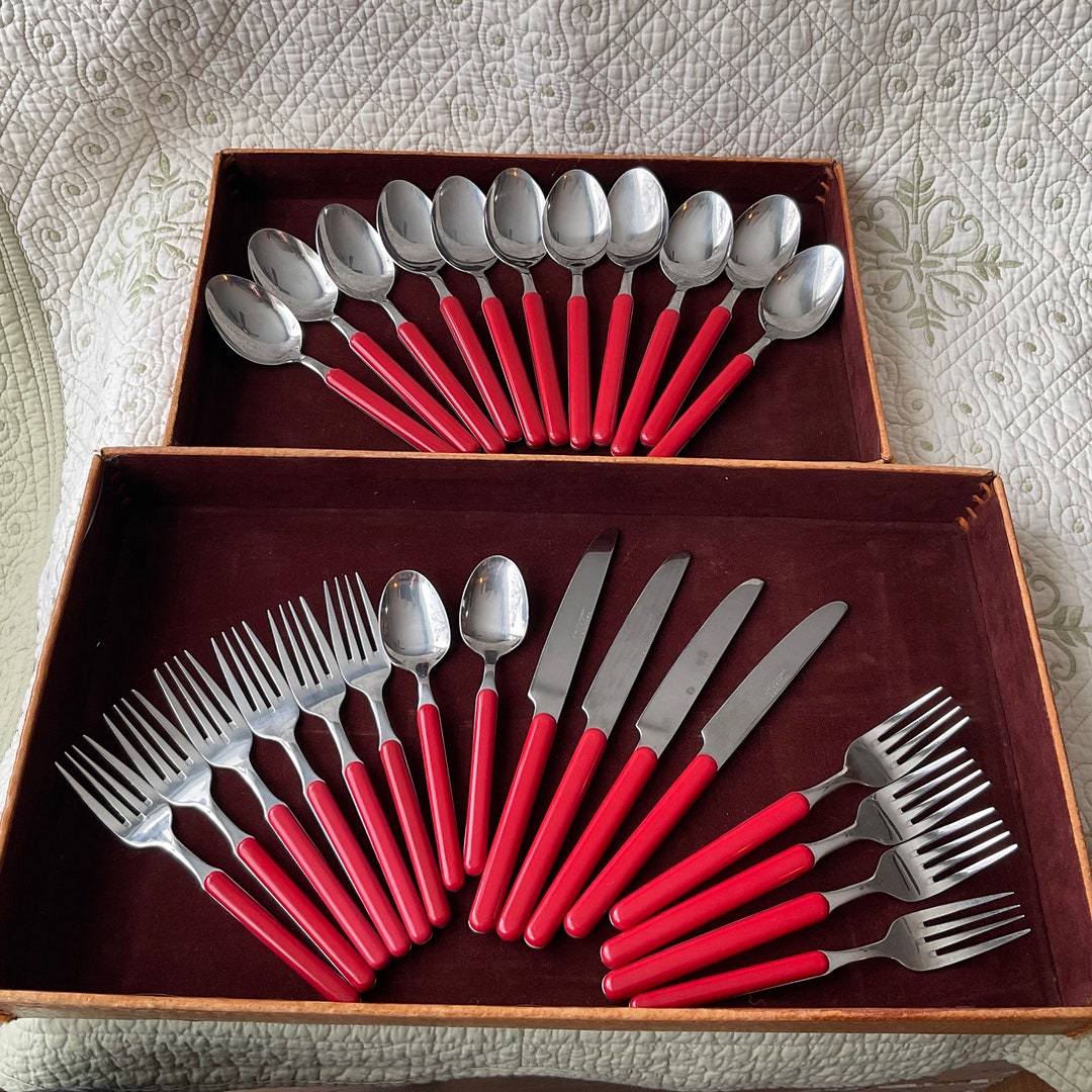 Retro Red Cutlery 90s Vintage Nordica 27pc Korea MIC Knives Forks ...