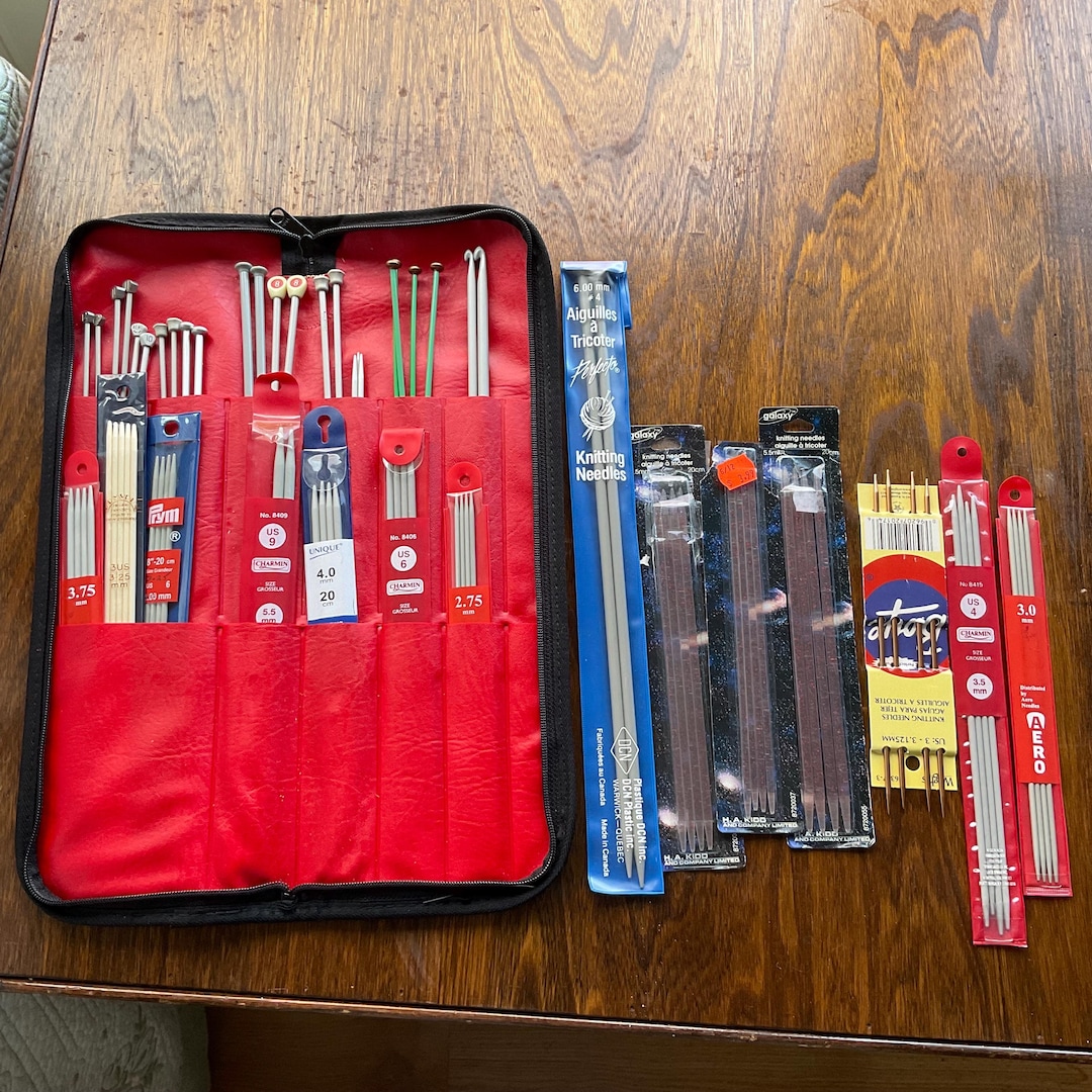 Knitting Needles Big Lot 26 Sets of 2, 4 in Vintage Floral Zipper Case ...