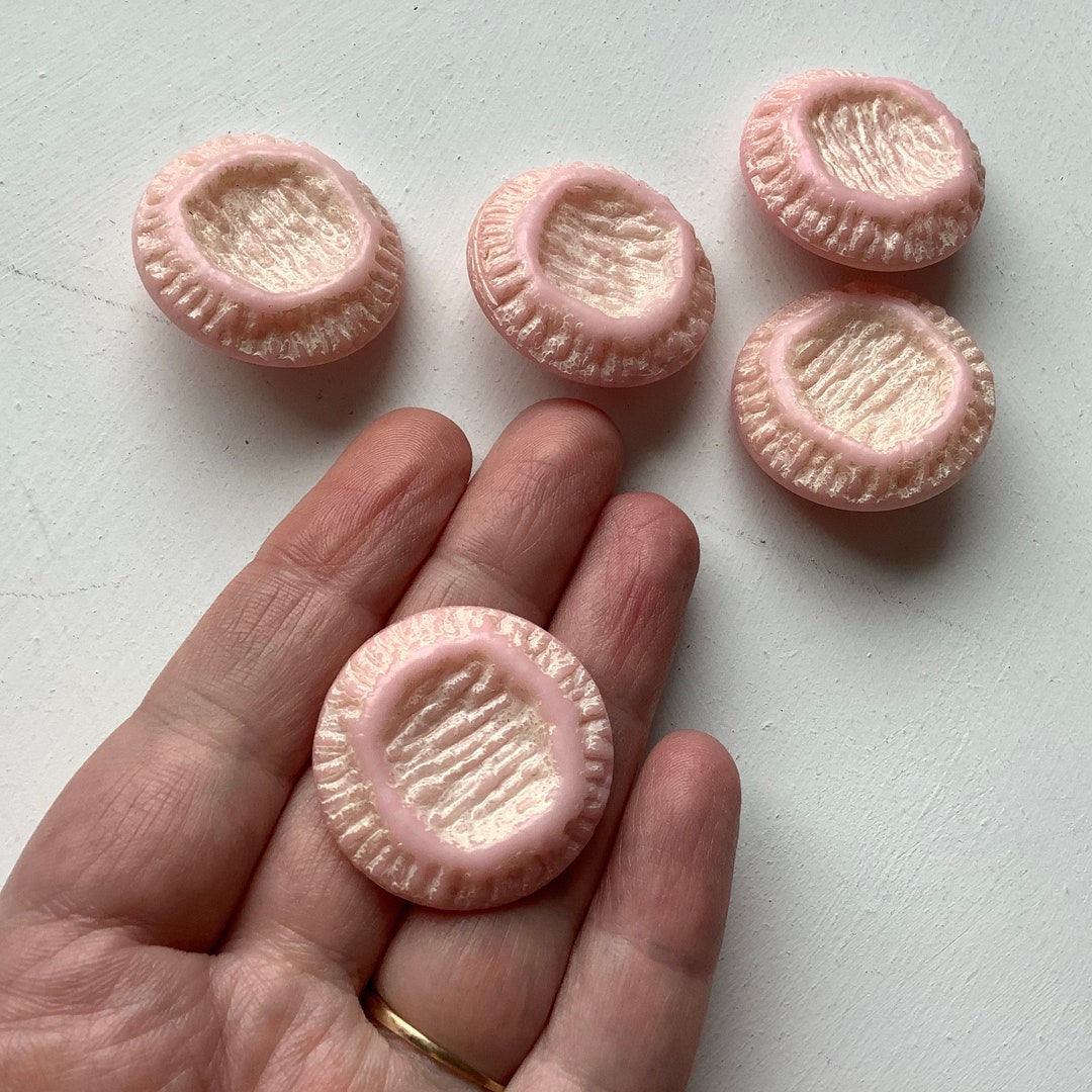 Buffed Pink Coat Buttons Set 5 Med Large Modern Fancy Matching Vintage ...