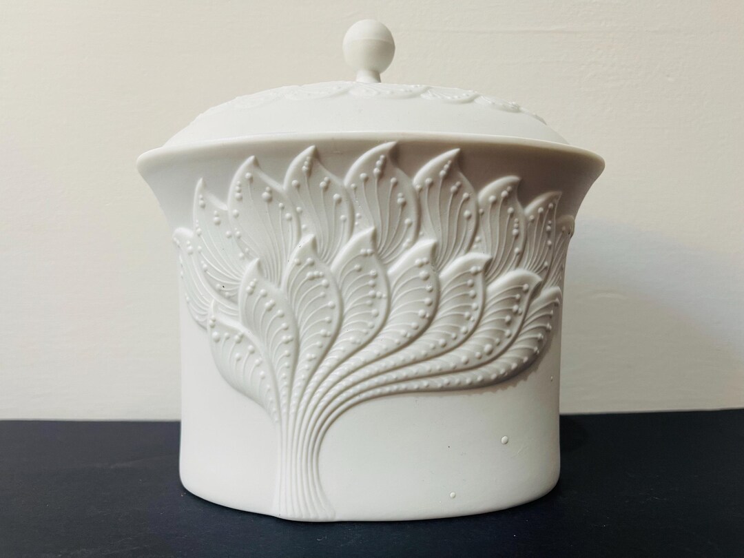 Kaiser M Frey West Germany No: 573 Bowl and Lid - Etsy